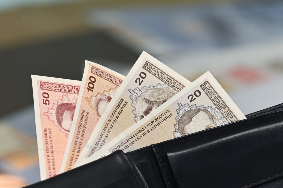 Ustavni sud BiH odlučio: Zakon o finansiranju političkih partija u RS ...